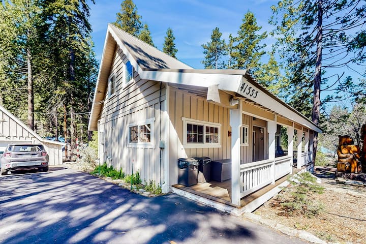 3br Spacious House | Woodstove | Deck - Shaver Lake, CA