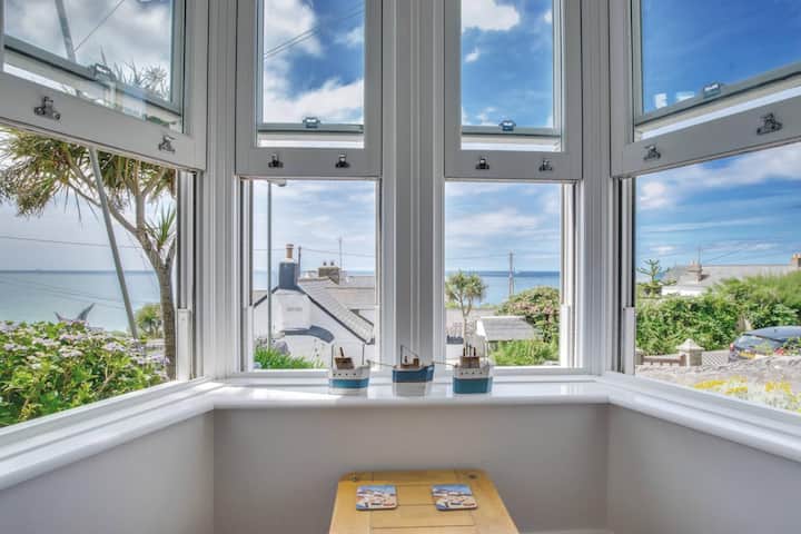 4 Bed In Porthleven (Oc-bayvil) - Helston