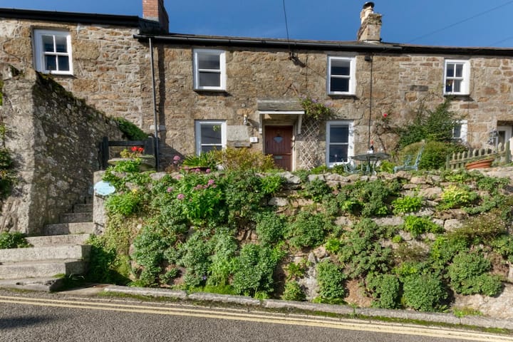 3 Bed In Mousehole (Oc-bumble) - Mousehole