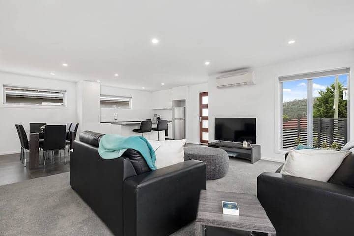 Comfy Villa • Near Shops • 10min Cbd & Airport. - Cambridge