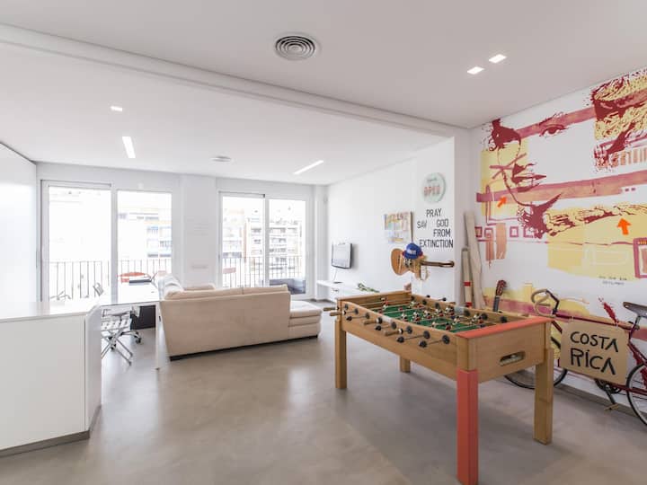 Cool Artist Apartment. L’eixample District - Valencia