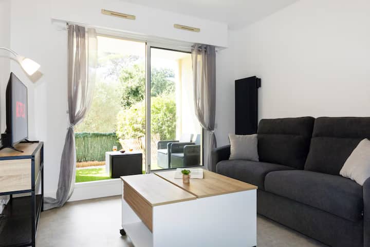 L’oasis De Villeneuve – Terrasse & Soleil - Villeneuve-Loubet Plage