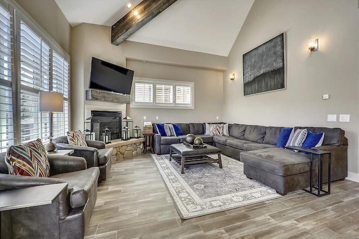 Corral 306e: Walk To Town & The Slopes. Renovated - Breckenridge, CO