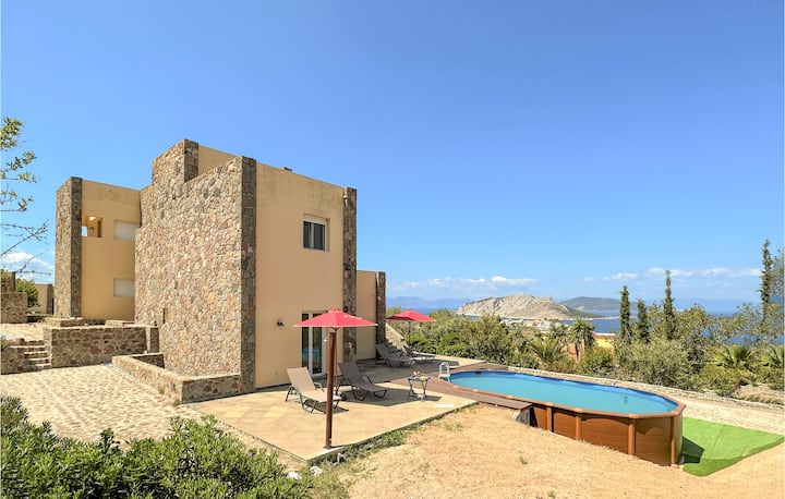 Beautiful Home In Perdika With Wifi - Griechenland