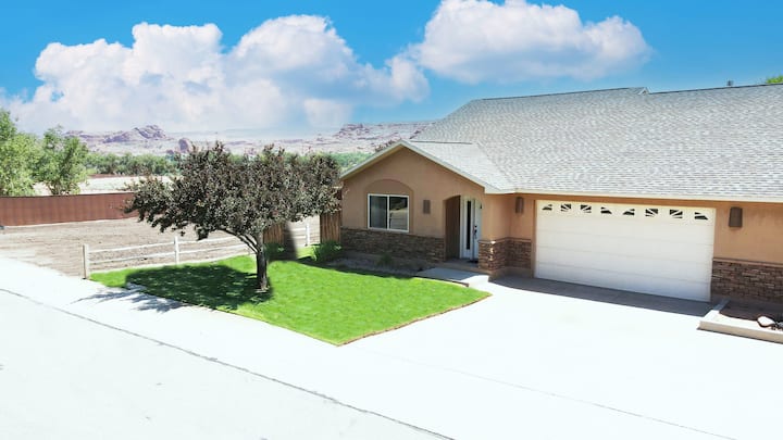 Views, Clean, Parking, Hot Tub, Pool, Wifi, Patio - ユタ州