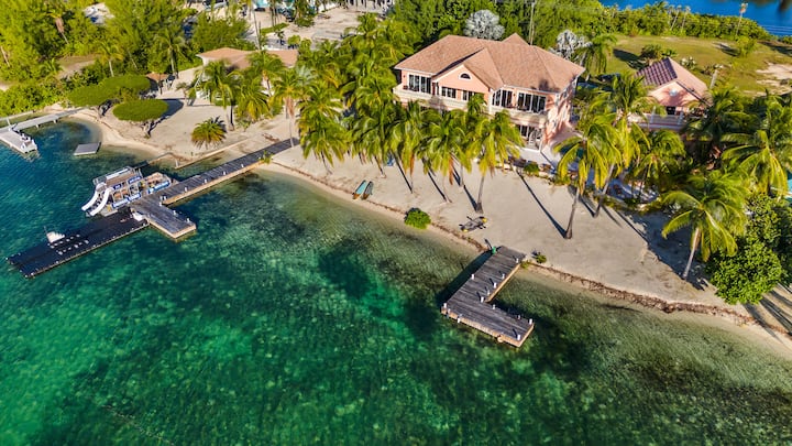 Pieces Of Eight Luxe 6br Rum Point Villa - Cayman Islands