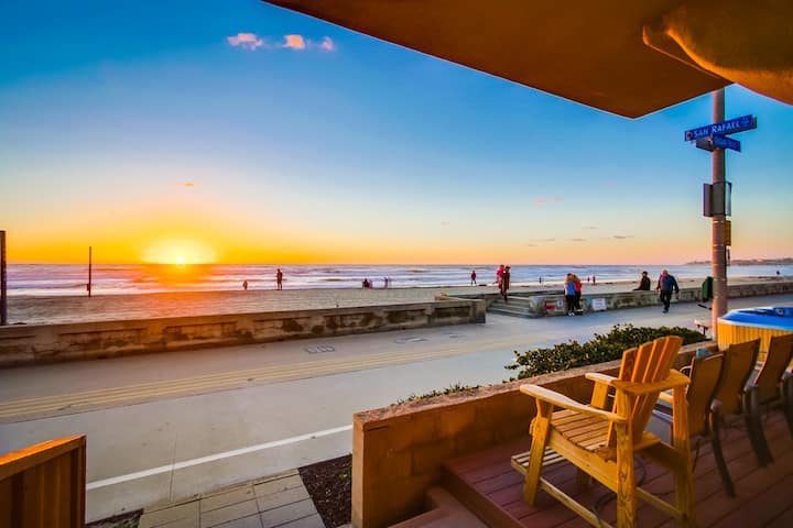 2 Units On The Ocean * Hot Tub * 5 Outdoor Spaces - San Diego, CA