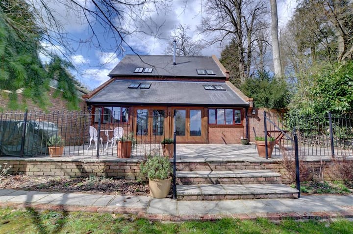 3 Bed In Hartfield (Oc-tw653) - Crowborough