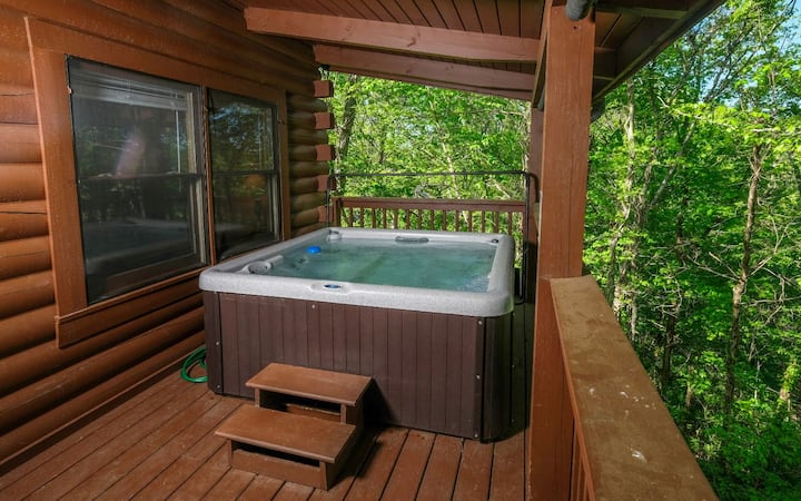 American Eagle - Soak In The Hot Tub Among Trees - 