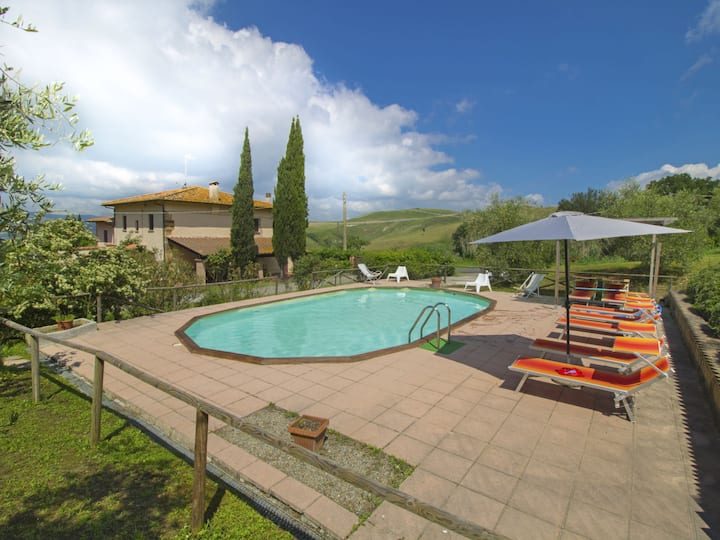 Villa Etrusca By Interhome - Livorno