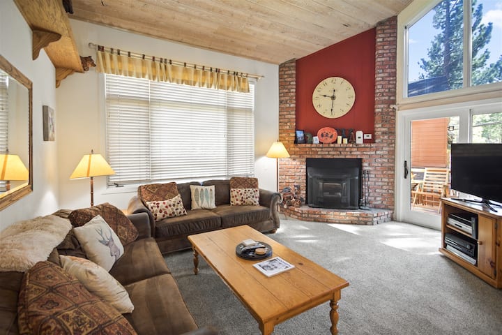 Woodlands 28: Pet Friendly, On Sierra Star Golf Co - Mammoth Lakes, CA
