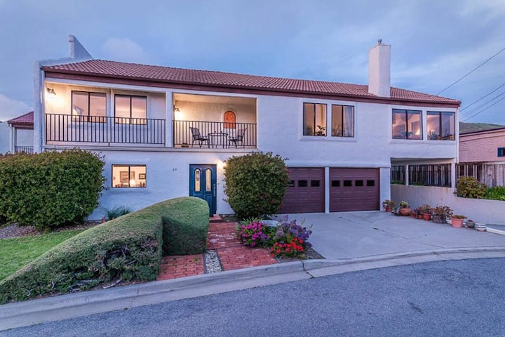 (023) Groovy Getaway - Cayucos, CA