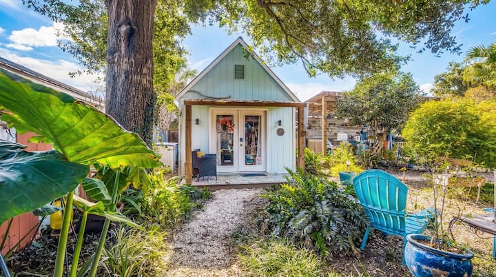 Tropical Zen Garden & Cottage Oasis Bliss! - 彭薩科拉