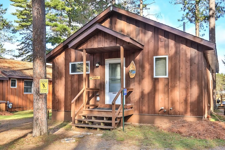 Elbert’s Resort Lakeside Cabin, Dock, Timber’s Bar - Wisconsin