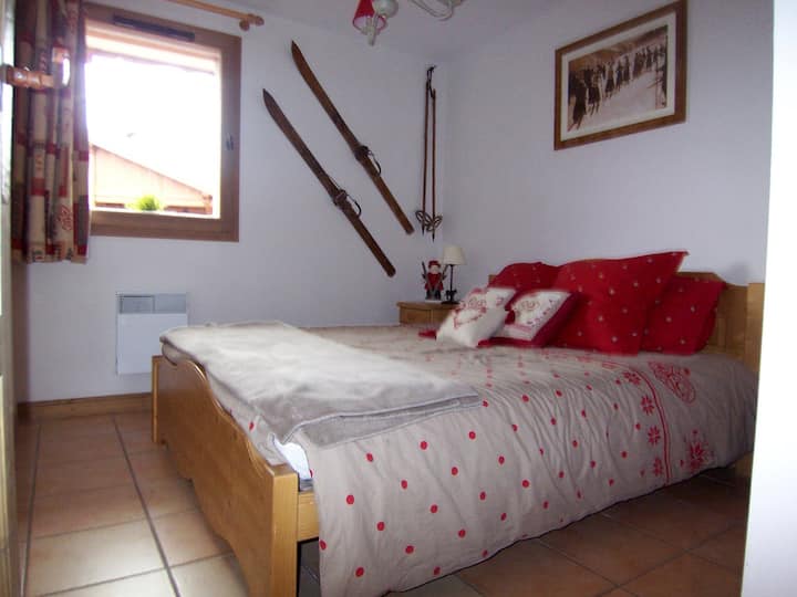 C202 - 42 M2 - 2p+cab - 4/6 Pers - Les Adrets