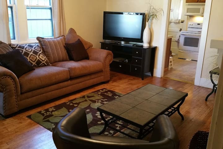 30+day Stay⭐lovely Smarthouse King 4ktv W/d Wifi - Klamath Falls, OR