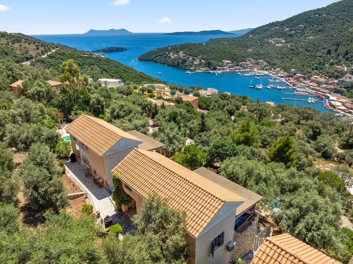 Villas Carisma - Villas De Style Naturel Pour 14 - Griekenland