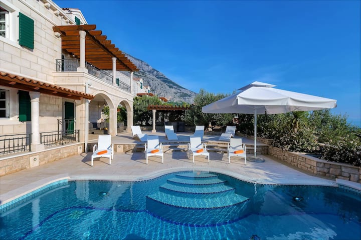 Villa Petra Mit Pool - Makarska