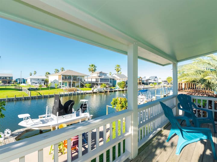 Tejas Tides | Canal Front, Boat Dock, Fishing! - Aransas Pass, TX