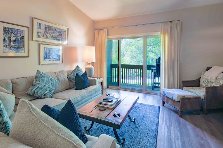 Only A 2 Minute Walk To Salty Dog, Pool, Marina & Beach!  Perfect South Beach Vacation Getaway! - Bluffton, SC