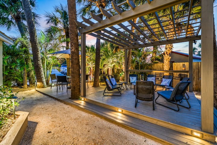 Amazing New 1br Apt Just Steps To The Beach!- 312 - Cocoa Beach, FL