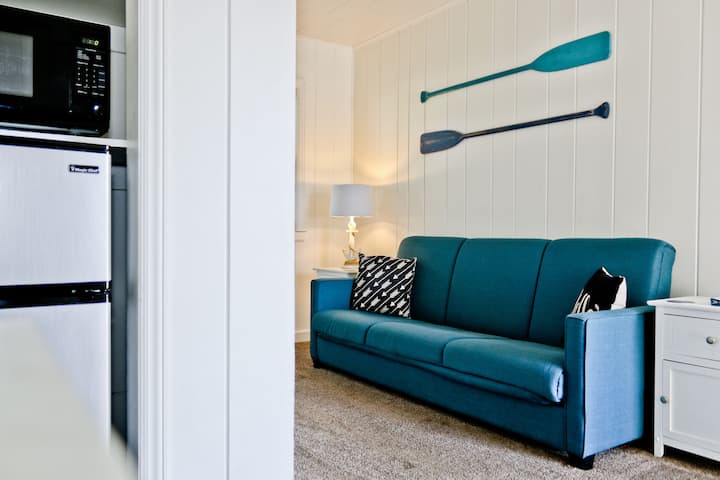 Unit #39, 2 Bedroom, Lakeside, Ludington Beach House - Ludington, MI