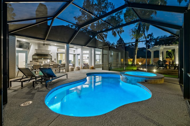 Serene Escape, Heated Pool, Spa, Outdoor Dining & - Jacksonville Beach, FL