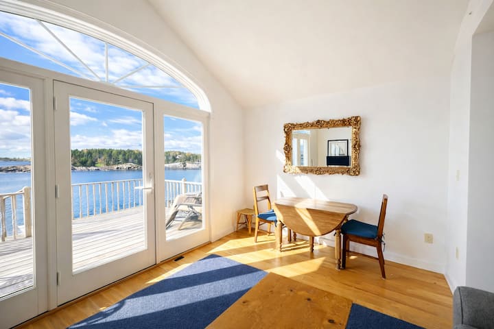 Beautiful Gargage Apartment With Open Ocean Views. - Harpswell, ME