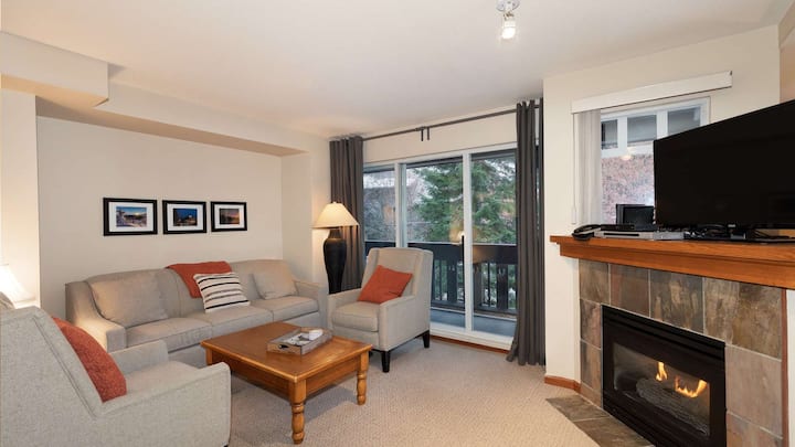 Centrally Located 3-bedroom Town Home | Lagoons 76 - Whistler