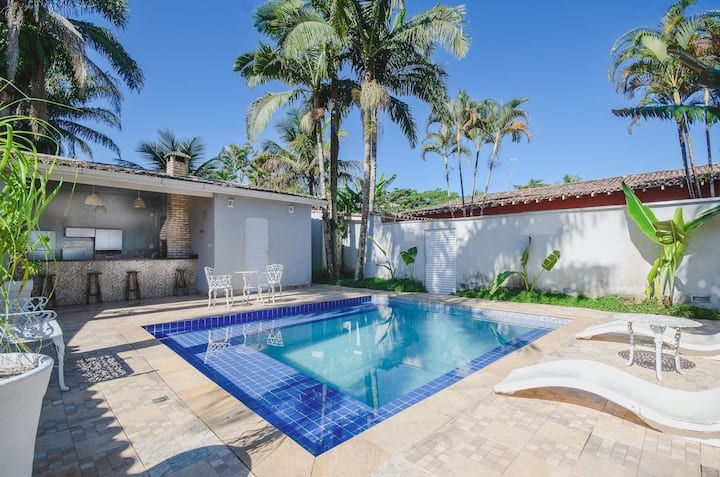 16 Pessoas 350m Do Mar- Parcelamos Em 6x S/ Juros - Guarujá