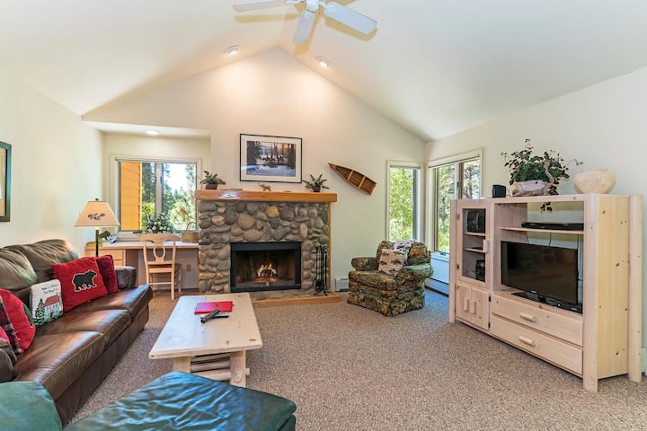 107 Mccloud - Highly Sought After Complex - Incline Village, NV