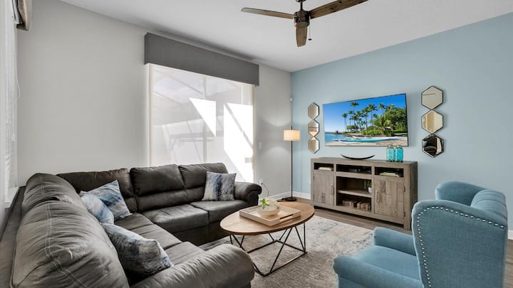 Storey Lake Resort 4 Bedroom Pet Friendly Townhome - Orlando