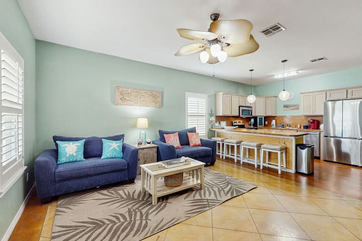Welcoming 1br | Patio | Washer/dryer - North Padre Island, TX