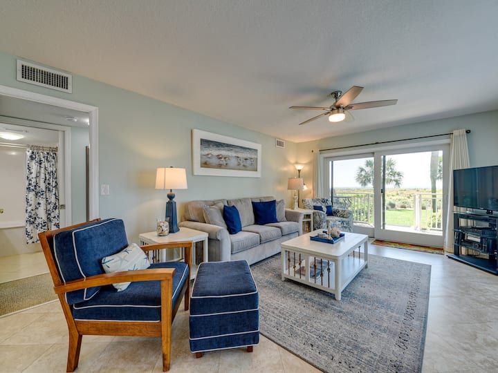 1st Floor Villa With Steps From Balcony To Ocean - Tybee Island, GA