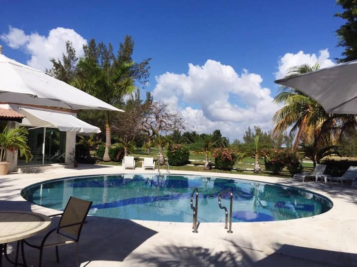 Hotel Zone Excellent Location Extended Quiet Clean - Cancún