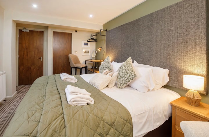 York One Bedroom Apartment With Outdoor Area - York