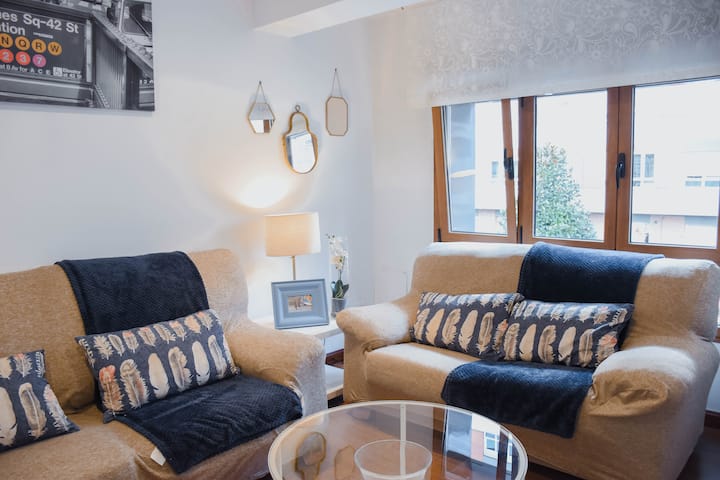 Céntrico 3 Dormitorios Acogedor & Luminoso - Oviedo