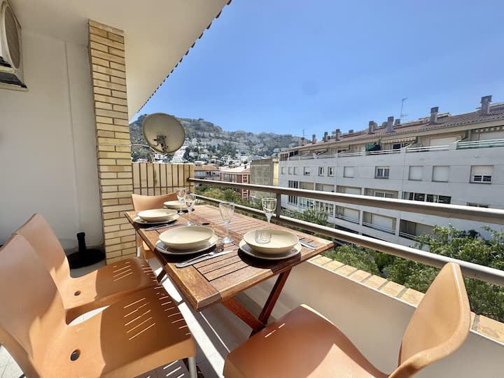 Pr. Charmant Appartement Au Centre De Roses - Cadaqués