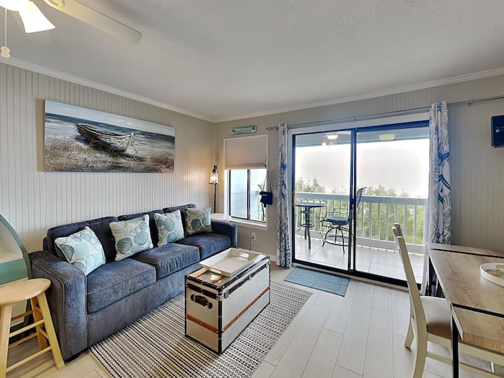 Savannah Beach And Racquet Club - Unit B309 - Pool - Tybee Island, GA