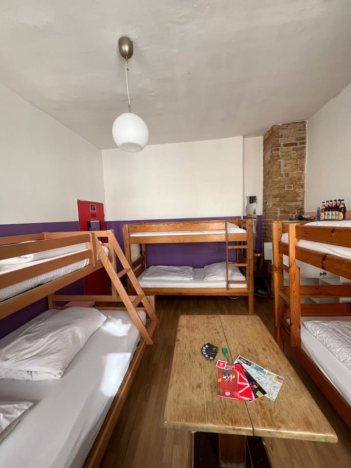 Private Dorm For 6 People In Kreuzberg - Berlijn