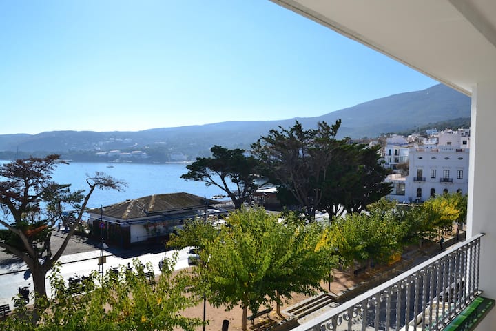 101.80_appartement Avec Deux Chambres à Coucher Et - Cadaqués