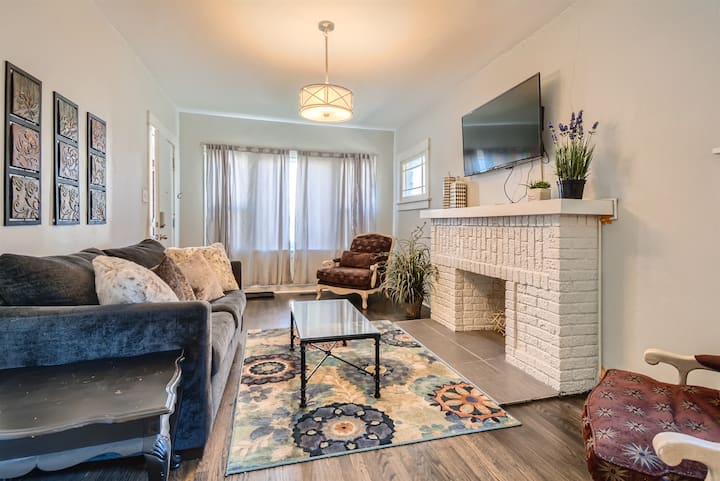 Denver Furnished Rental Clermont Duplex Bungalow - 