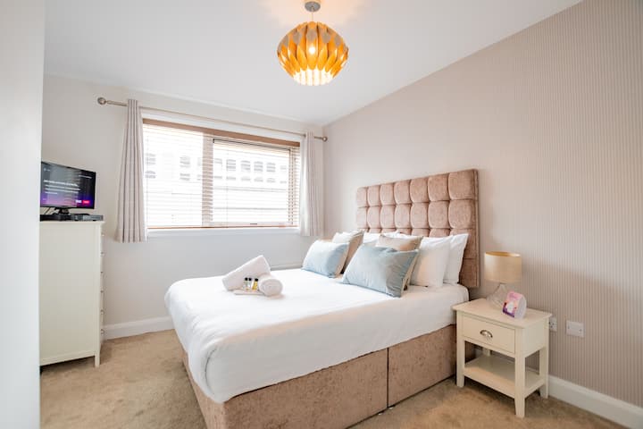 Luxury Living Galway City. Free Secure Parking - Galway