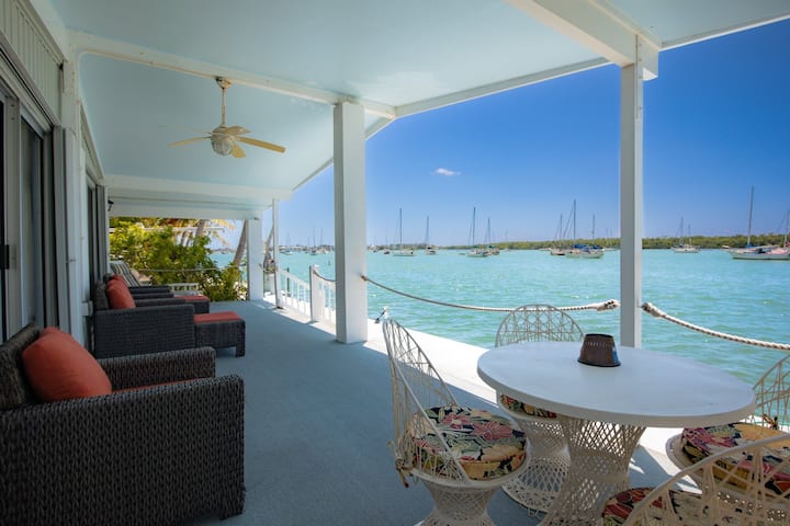 Harbor House A Quaint 2bed/2bath Open Water Single Family Home With Dockage - Marathon, FL