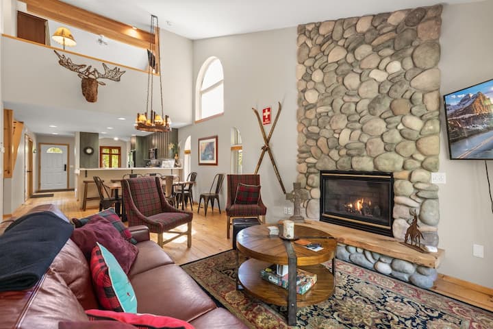 Mountain Harbor Huckleberry Haven, Condo 216 - Whitefish, MT