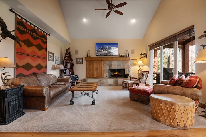 Adventure Hub ~ Luxury Turnberry 23 - Midway, UT