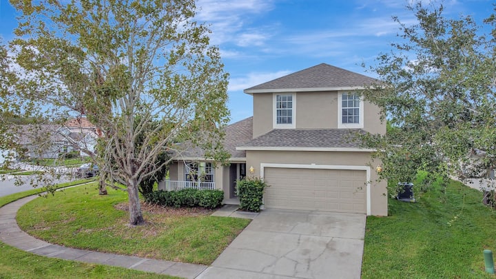 Spacious Home, Private Pool (Heatable), Gated Community, Tv In All Bedrooms - St. Cloud, FL