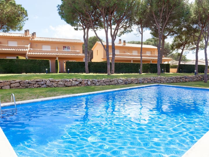Juanes By Interhome - L'Escala