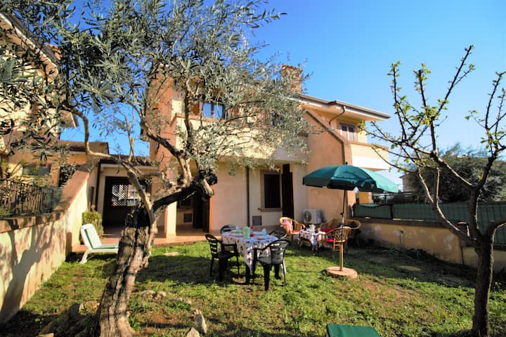 Holidaycasa Emiliano - Villa Con Giardino Privato - Sperlonga