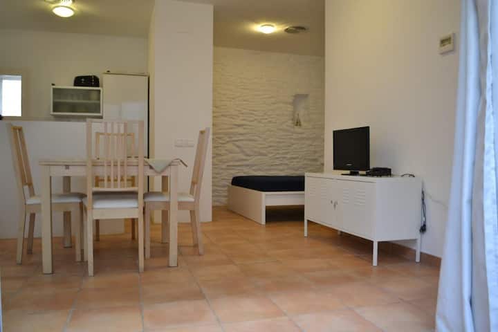 101.46-studio Avec Une Chambre Sur Le Vieux Villag - Cadaqués